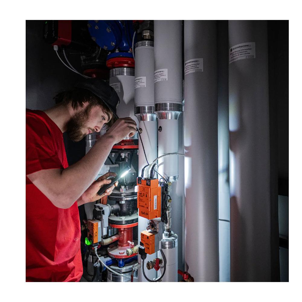 LED LENSER 502809 W2R Rechargeable Inspection Light/Work Light ...