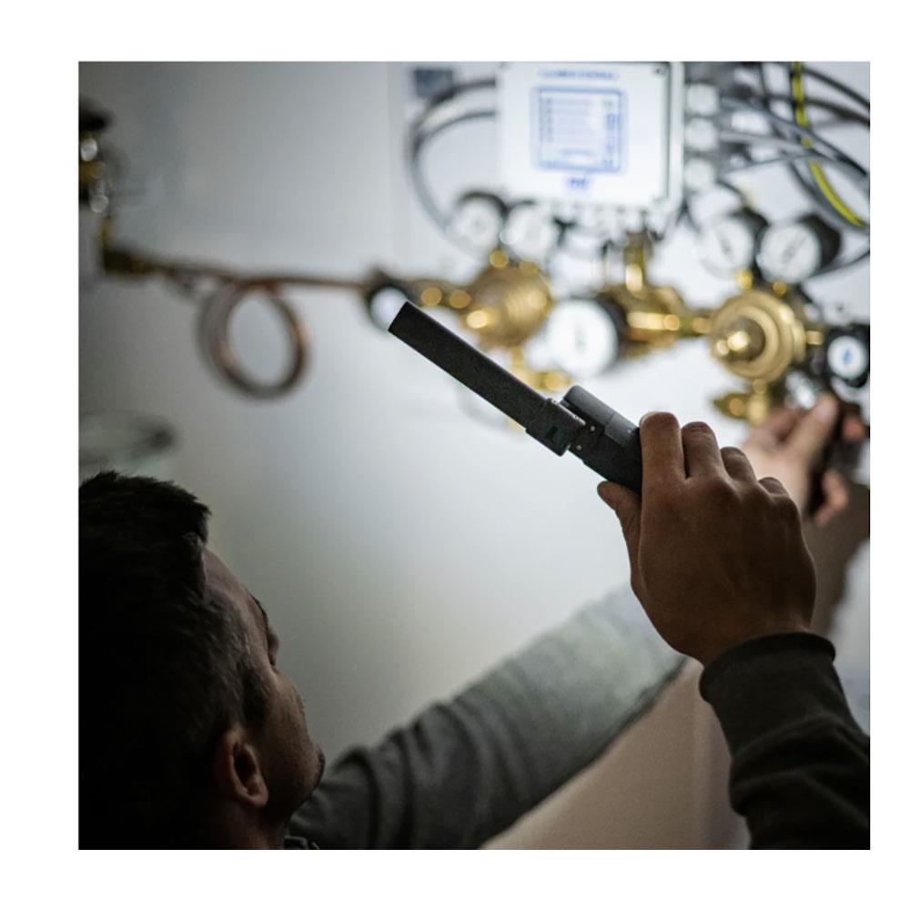 LED LENSER 502737 W7R UV Rechargeable Rotating Inspection Light/ Work Light available online ...